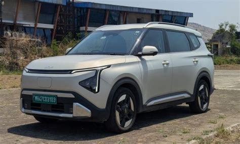 Expert Car Reviews In India First Drives Comparisons And Road Test