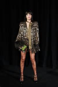 Dakota Johnson Calls Musicians Tricky Motherfs” Amid Mgk Romance Rumors