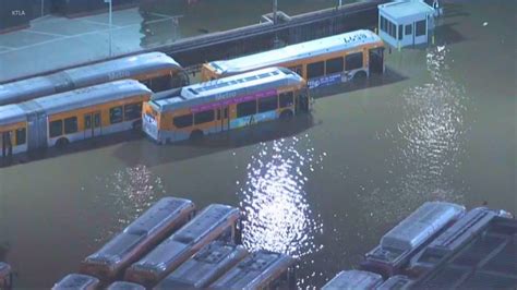 Water Main Break Floods West Hollywood Streets Traps Cars