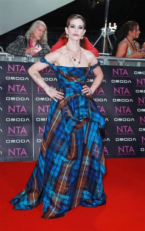 Kelly Osbourne Makes Red Carpet Return After Addressing Crpyt Keeper