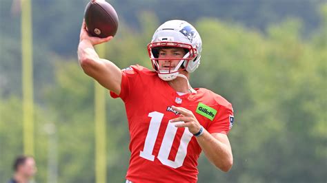 5 Standouts From Patriots Training Camp Practice With Eagles
