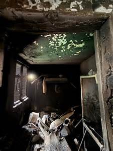 香港大埔火灾最新情况：警方已拘捕13人，还有30多人失联 腾讯新闻