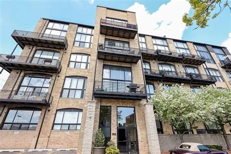 2614 N Clybourn Ave Apt 216 Chicago Il 60614 ®