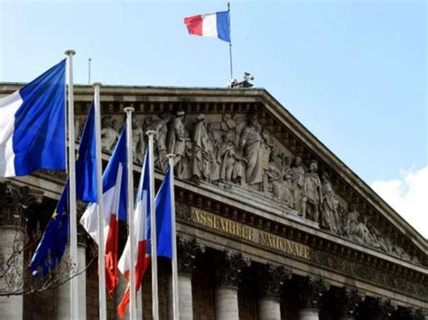 Moodys Questions Frances Ability To Address Fiscal Pressures