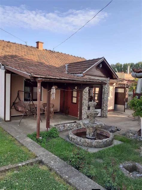 Купить дом в Нови Саде Сербия цена 7 634 078 рублей 212 м²