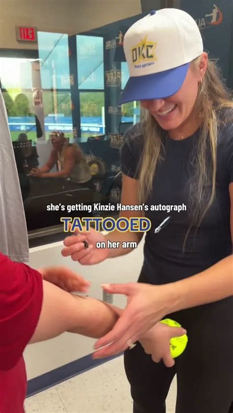 Girl With The K9 Tattoo Please Come To The Front 🙋🏼‍♀️ Kinzie Hanse