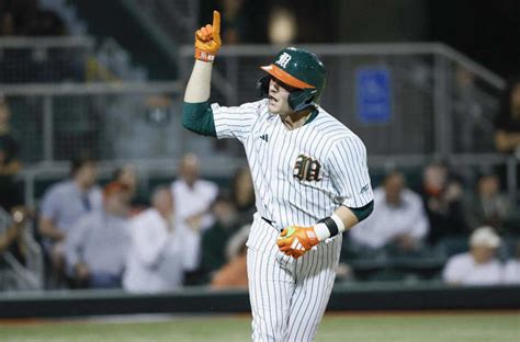 Hurricanes Baseball Wins Slugfest Of A Finale Against Louisville To