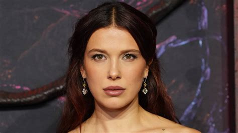 Millie Bobby Brown Missed ‘stranger Things Tv Appearance After Injury