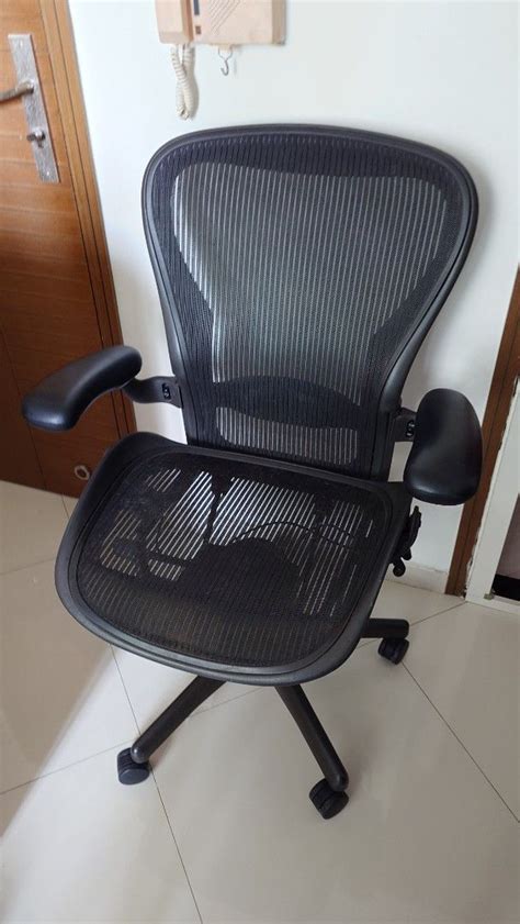 Herman Miller Chair Size C 傢俬＆家居 傢俬 椅子 Carousell