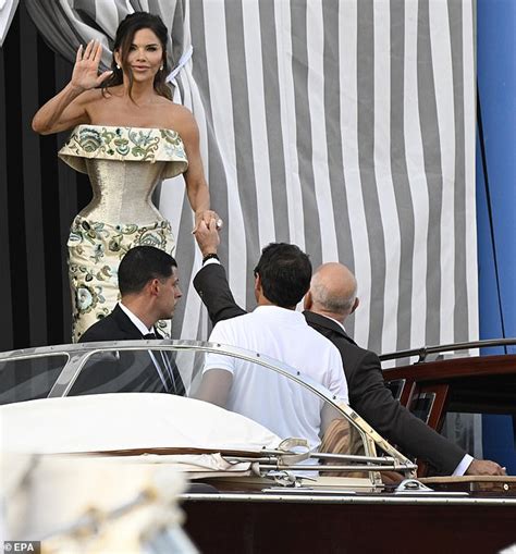 Mystery Over Lost Lauren Sanchez Wedding Outfit One Of Mrs Bezos 27