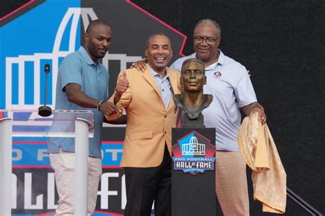 49ers Legend Roger Craig Reveals Shocking Diagnosis At Hall Of Fame
