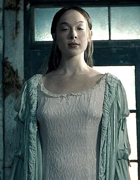 6 Details In Monster Lizzie Bordens Story That Netflix Completely