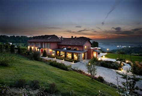 The Best Barolo Winery Hotels In Piedmont Italy
