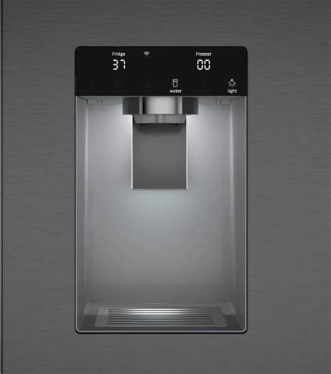 Bosch B36fd52snb 36 500 Series French Door Refrigerator With External Ice And Water Dispenser