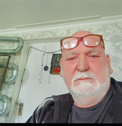 Tamazi თამაზი დღეს დილით გარდაიცვალა მადლობა ყველას პატივისცემისთვის და პოზიტივისთვის მის