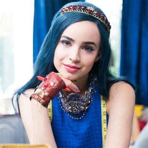 Sofia Carson As Evie Sofia Carson Evie Descendants Descendants