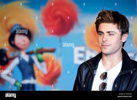 Zac Efron Photocall And Signing For The Release Of The Lorax At El