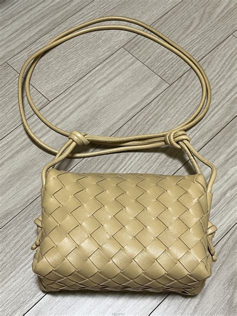 보테가 베네타 Bottega Veneta 가방 핸드백 보테가 미니루프카메라백 필웨이 Feelway