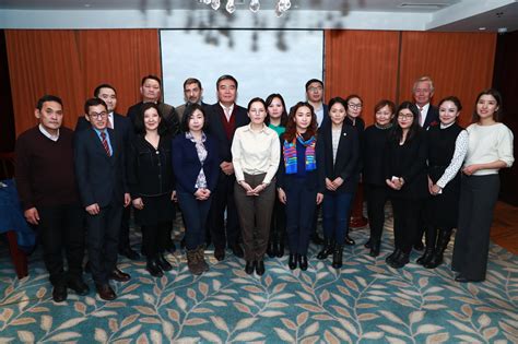 Канад сангийн дэмжлэгтэйгээр Монголын бизнесийн зөвлөл сэтгүүлчдийг чадваржуулах зорилгоор эдийн