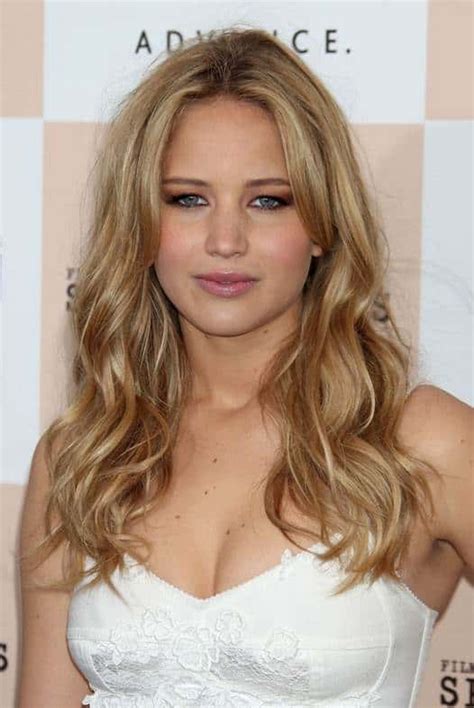 30 Of The Hottest Celebrities With Blonde Hair