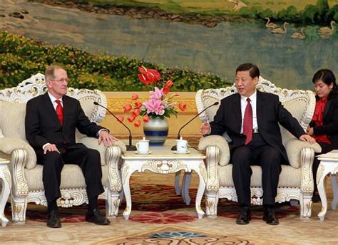 习近平会见第65届联大主席