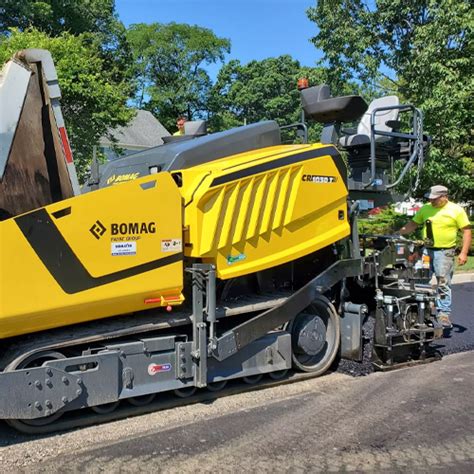 Bomag Cr 1030 T Highway Paver Mccann Industries