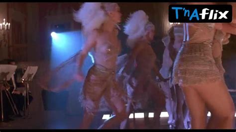 Lara Flynn Boyle Sexy Scene In Mobsters