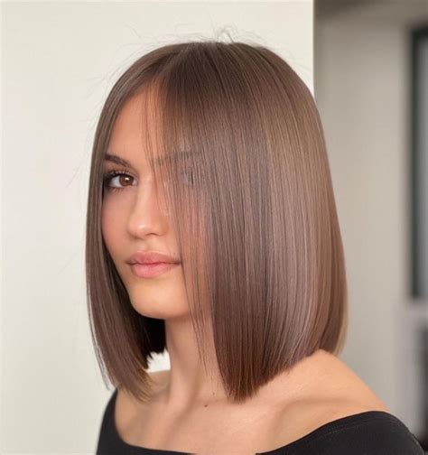 30 Hot Shoulder Length Bobs