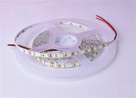 Led灯带2835贴片120珠12v24v裸板双面窄板8mm版5mm灯箱虎窝淘 Led灯带2835贴片120珠12v24v裸板双面窄板8mm版5mm灯箱虎窝淘