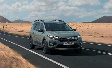 Dacia Jogger 10 Tce Extreme Up Gpl 100cv Nuove Listino Prezzi Auto