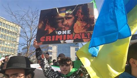 ФОТОГАЛЕРИЈА Протест во Брисел против сирискиот диктатор Башар ал Асад и неговиот ментор Путин