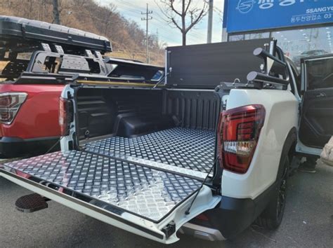 렉스턴스포츠칸 적재함 알루미늄 체크판 시공 2단롤바 3단폴딩커버 네이버 블로그