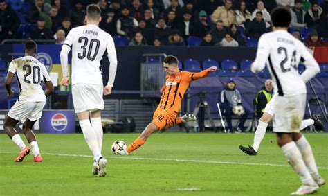 Шахтар Янг Бойз 2 1 Відео голів та огляд матчу оновлюється Читайте на Ukr Net