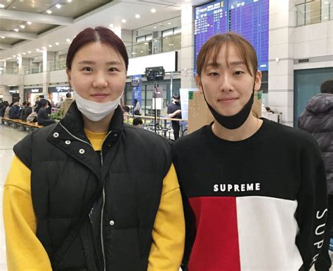 귀국한 배드민턴 여자복식 이소희 신승찬 연합뉴스