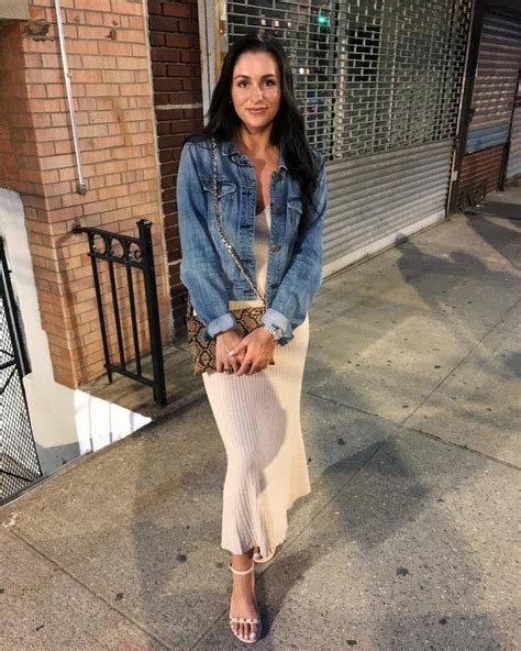 Courtney Ryan Feet Photos