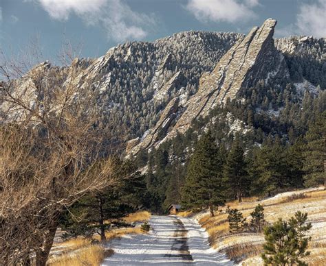 Royal Arch Trail Boulder Co January ‘24 Rhiking