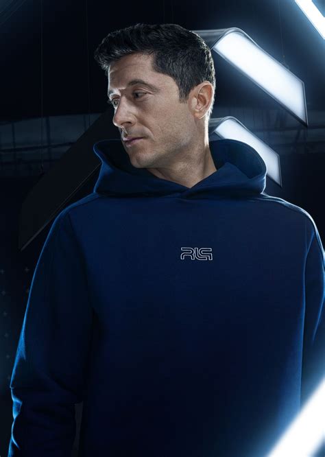 Pawel Fabjanski 4f Rl9 — Shootme