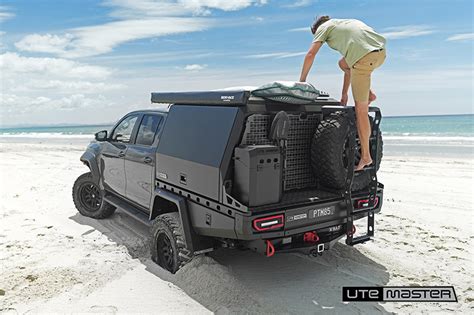 Trailcore Service Body Rear Step