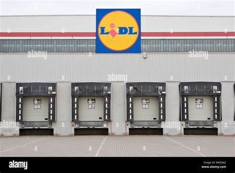Lidl Distribution Center Stock Photo Alamy