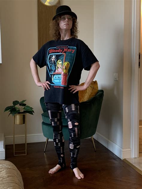 Thora Birchs Feet
