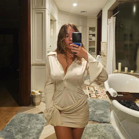 Sydney Sweeney Breaks The Internet By Posing In A Two Piece String Bikini As Fans React