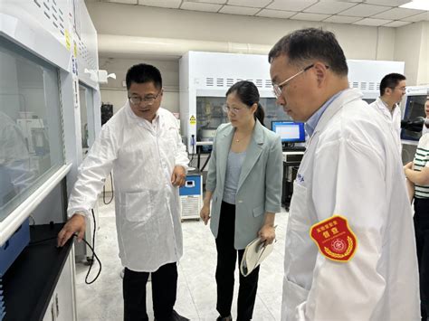 校领导带队开展“安全生产月”期间实验室安全检查 交大要闻 上海交通大学新闻学术网