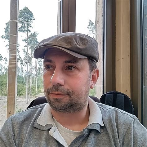 Michael Philbert It Systemadministrator Schott Ag Xing