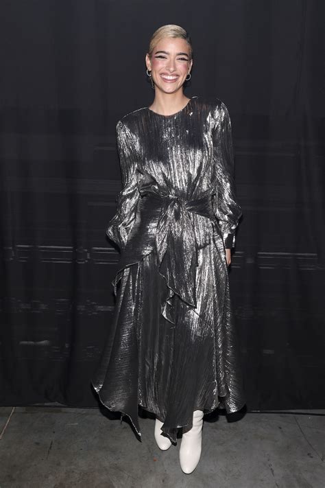 Dixie Damelio In Bathing Suit Is Wow — Celebwell