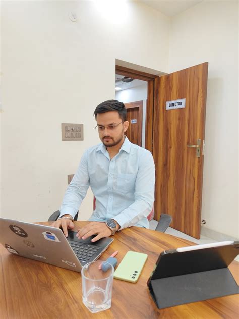 Karan Veer Singh On Linkedin Hiring Hiring College Placement Job Developer Fullstack