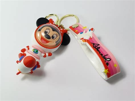Miki Maus Privezak Za Klju Eve Miki Mini Astronaut Privesci