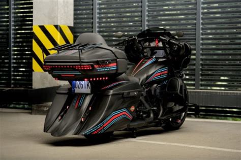 Touring Custom Bikes Reviews Dark Kustom