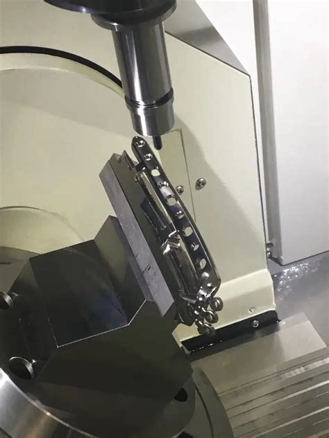 7 Applications Of Cnc Machining Medical Parts Manufacturing Richconn