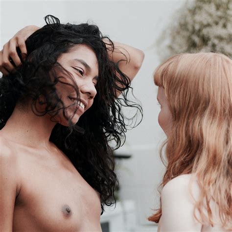 Sexy Skinny Lesbians Bonni Belle And Diosa Mor Kiss Each Others Muff In