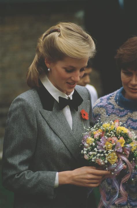 Rare Candid Photos Of Princess Diana